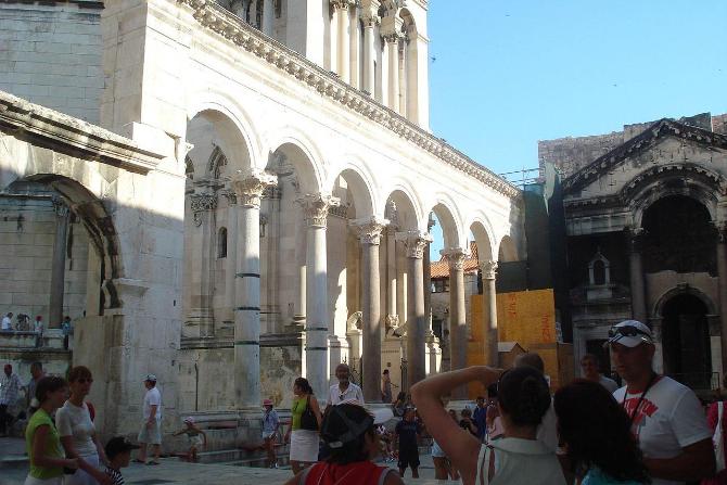 Peristyle Square in Split | Visit A City