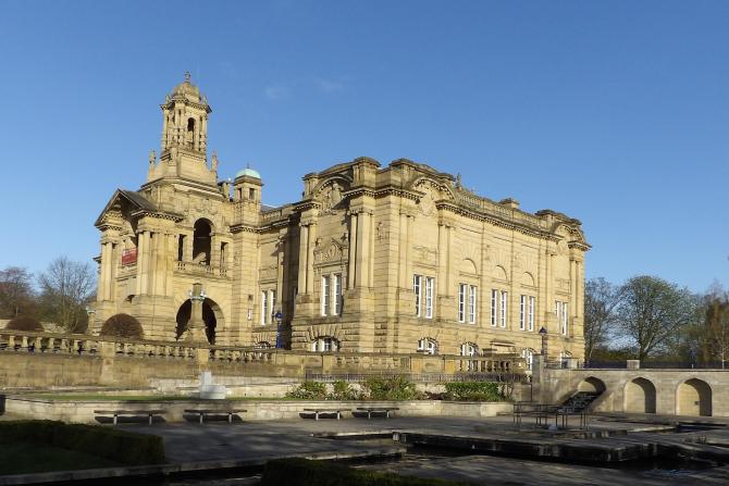 Cartwright Hall in Bradford | Visit A City