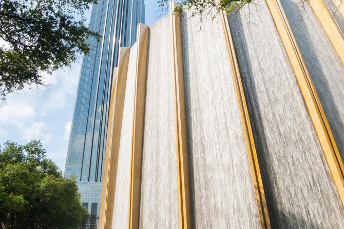 Gerald D. Hines Waterwall Park in Houston | Visit A City