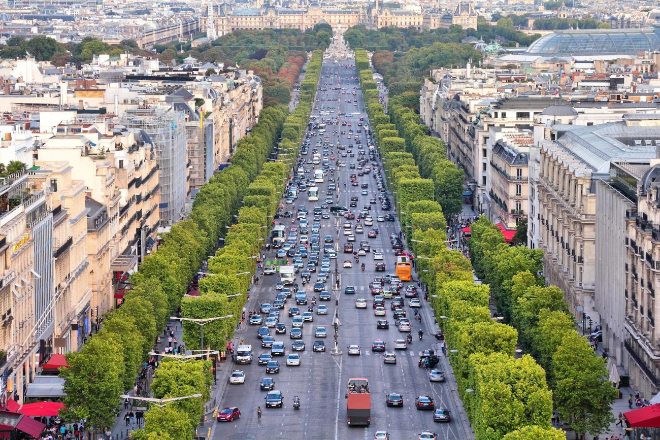 Champs Elysees in Paris | Visit A City